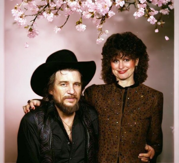Waylon Jennings’ ‘Rose in Paradise’: A Heartfelt Story of Love and Loss ...