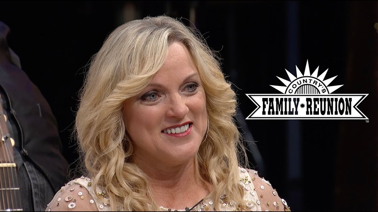 At 61, Rhonda Vincent Finally Admitted What We All Suspected — A Truth ...